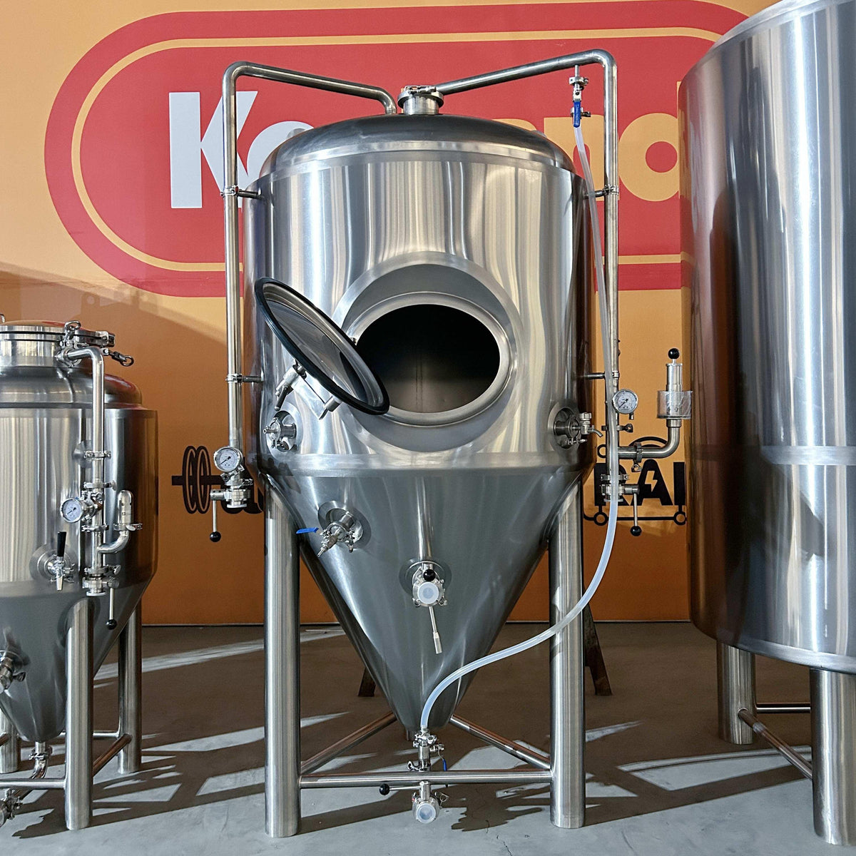 Commercial Stainless Steel Conical Unitank Fermenters