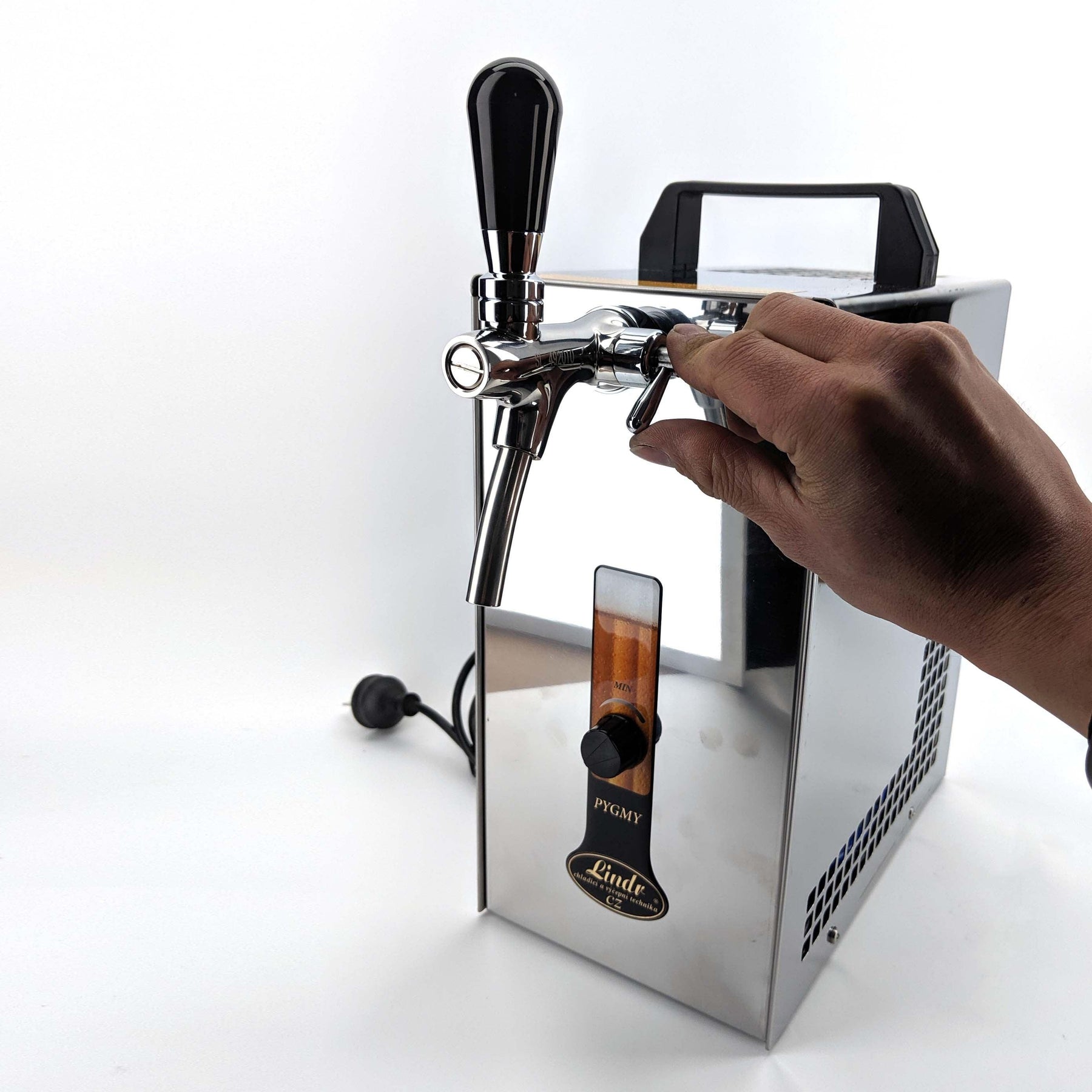 Lindr - PYGMY 25K - integrated pump, air compressor, bench top keg ...